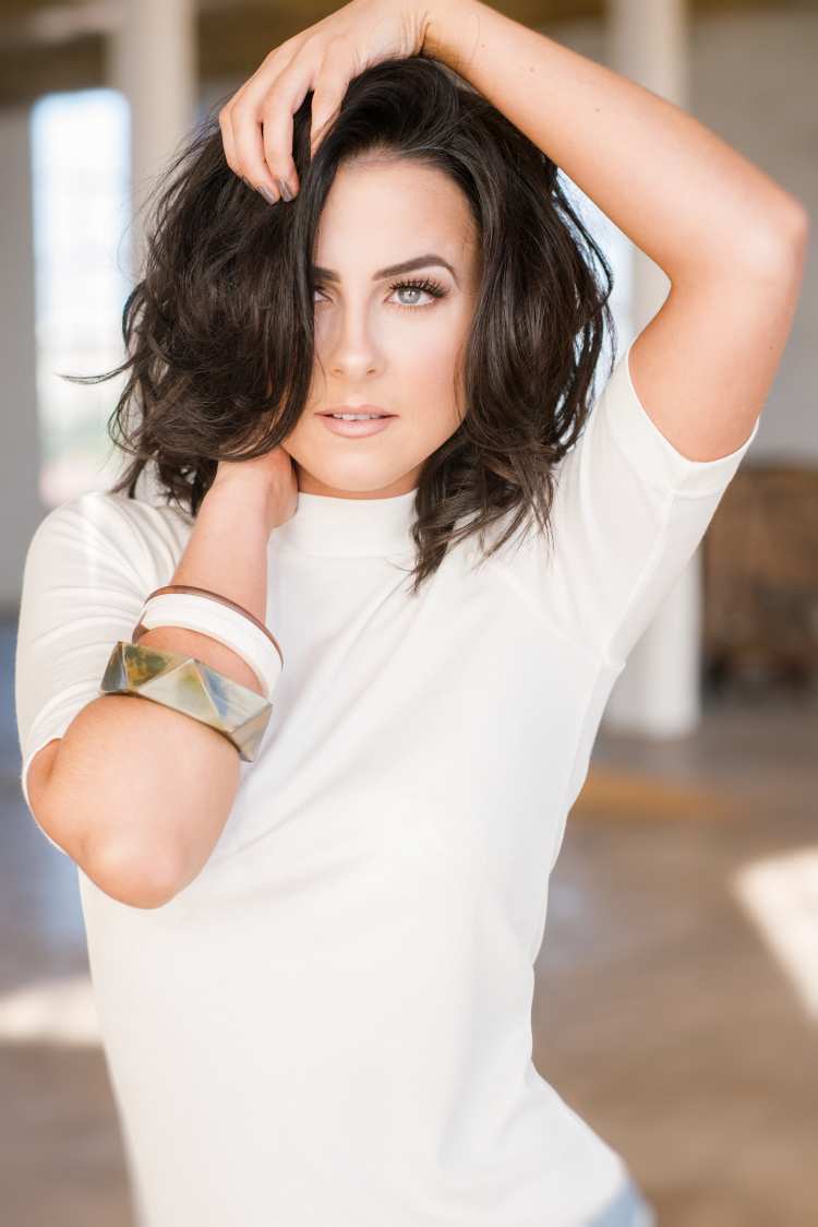 Lisa Mc Hugh - photo - Lisa Mc Hugh